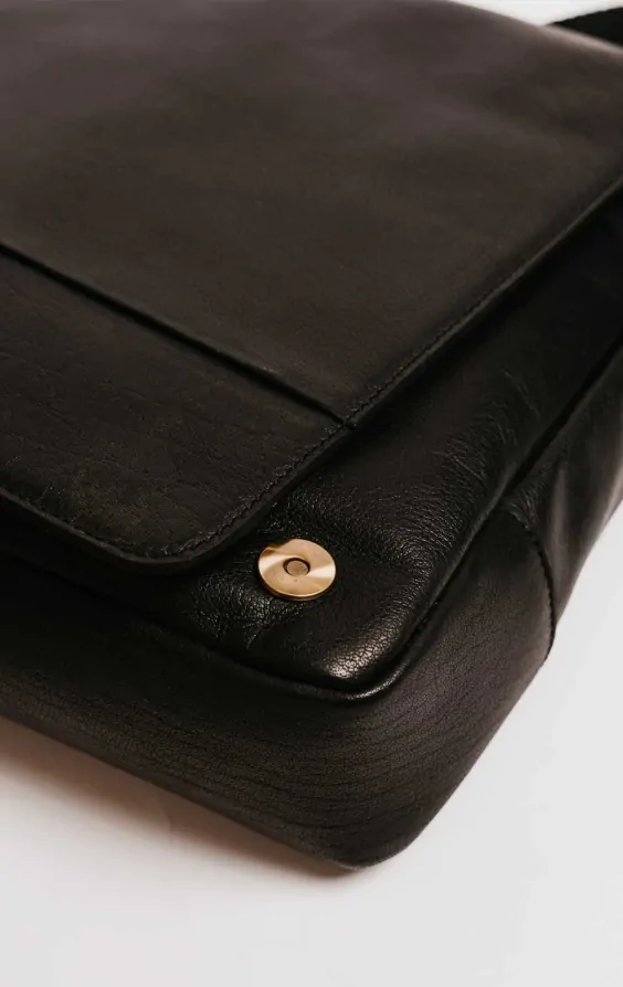 Black Leather Messenger Bag | Dobell
